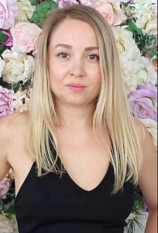 Doctor dating site - meet single Eastern European female doctors online