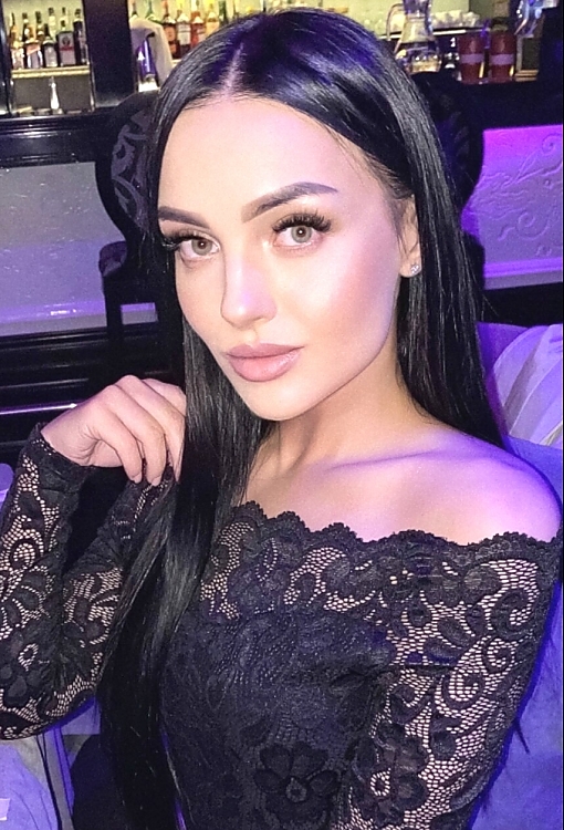 Doctor dating site - meet single Eastern European female doctors online